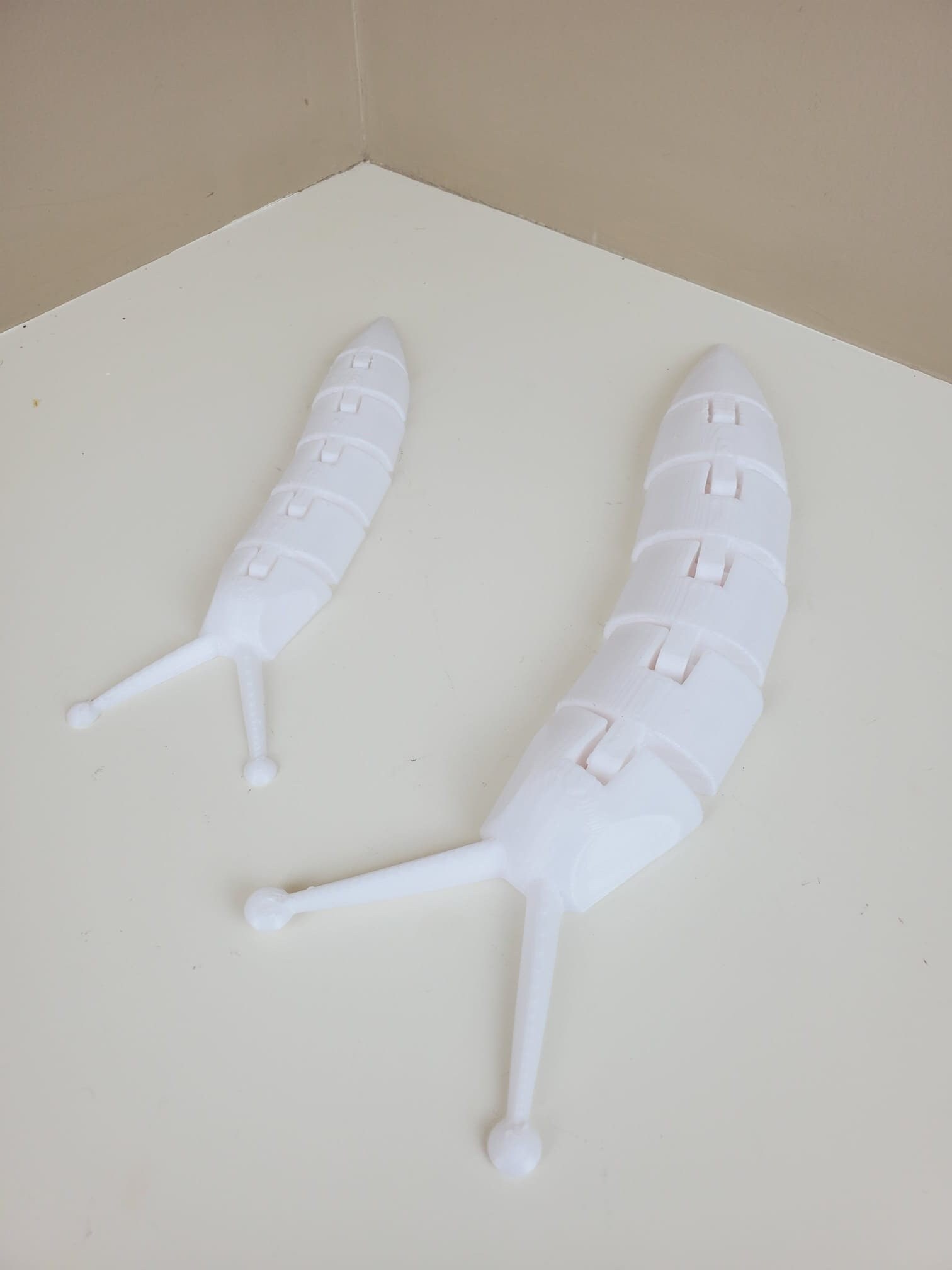 Toys Stress Balls & Desk Toys Friendly Articulated Slug Small Medium ...