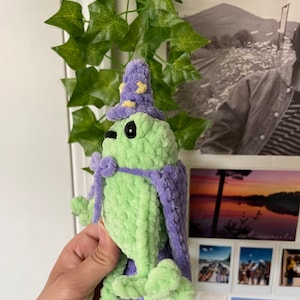 Crochet Wizard Leggy Frog - Etsy