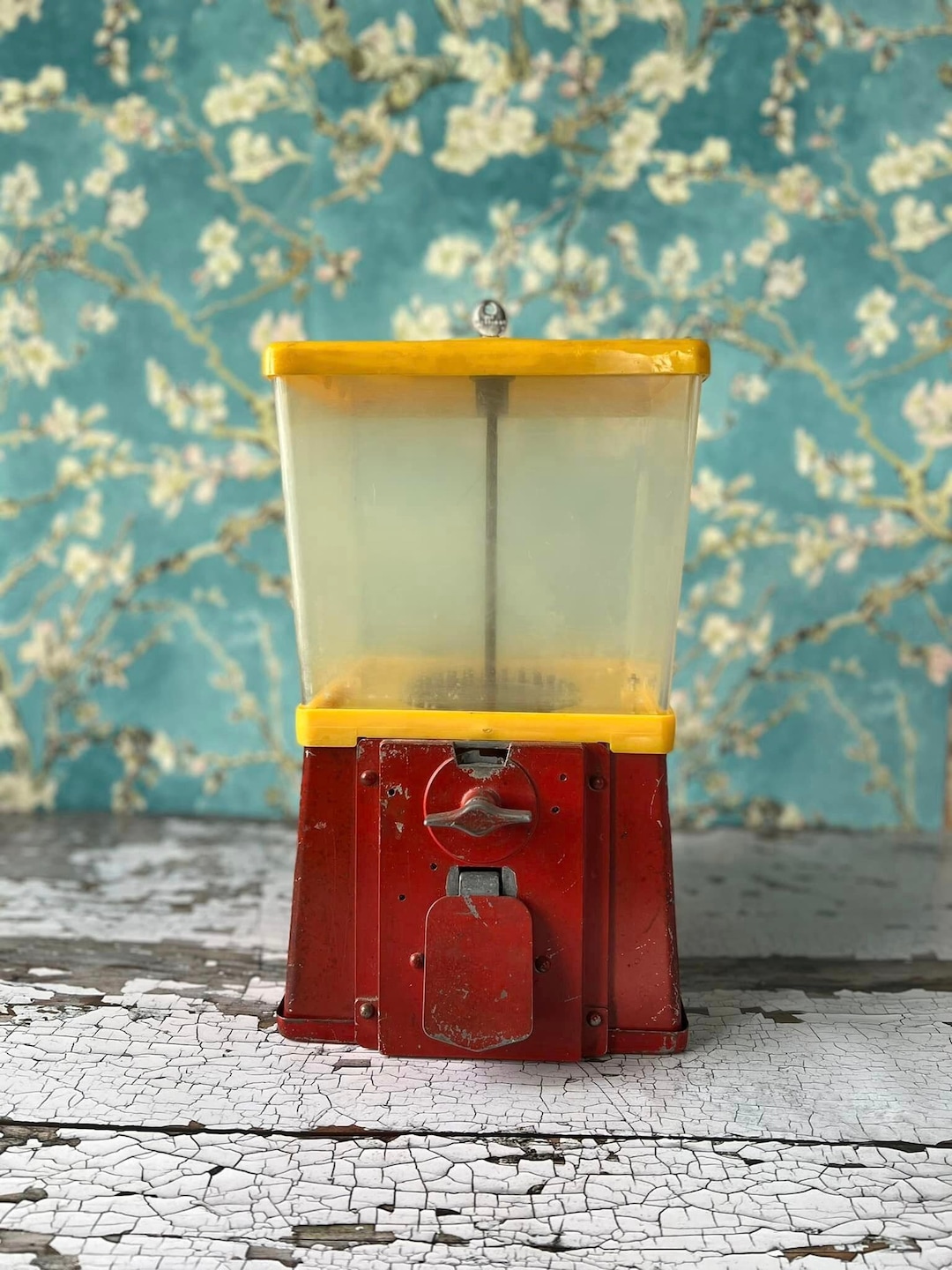 Vintage Gumball Machine. Circa 1960 in Good Condition. - Etsy