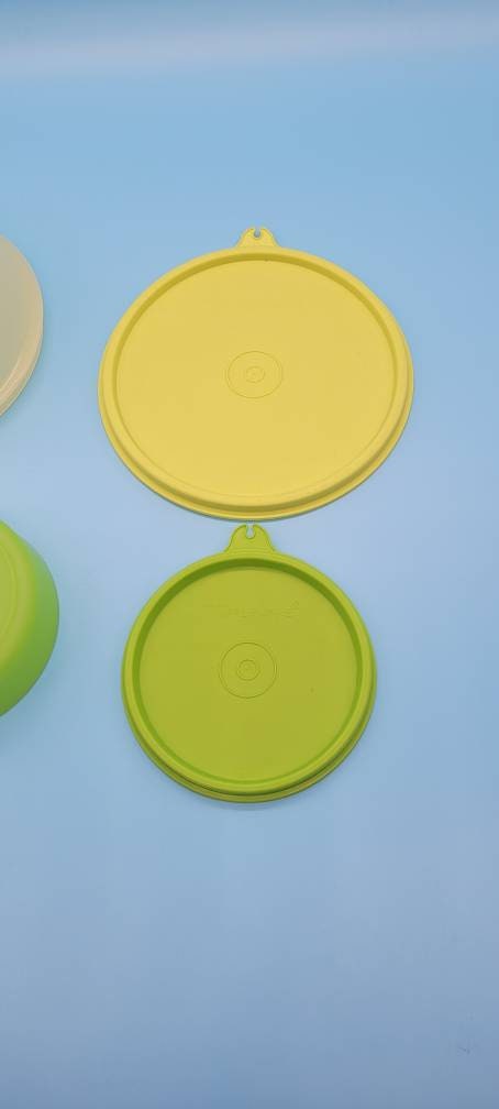 Vintage Set of 2 Tupperware Green and Yellow Bowls With Lids ...