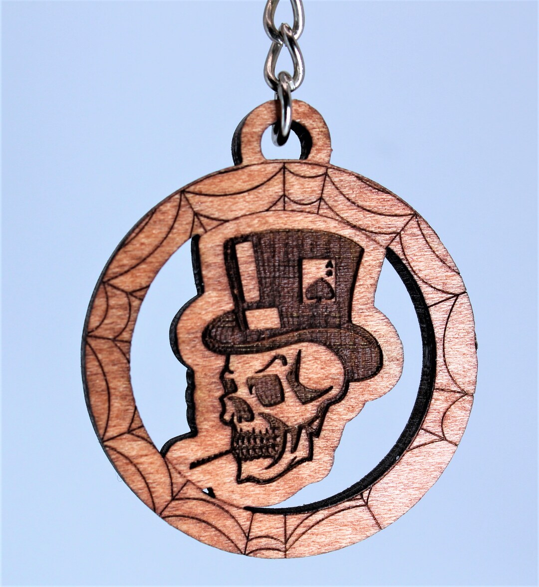 Ace of Skull Keyring - Etsy