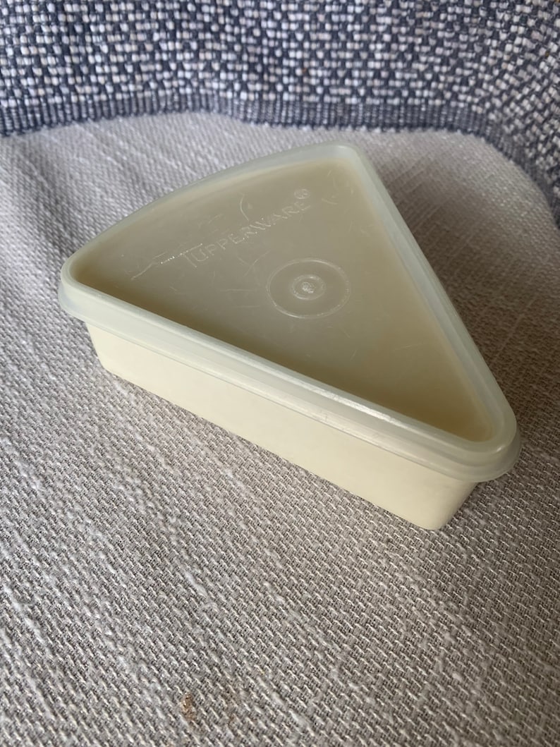 Vintage Pie Tupperware - Etsy