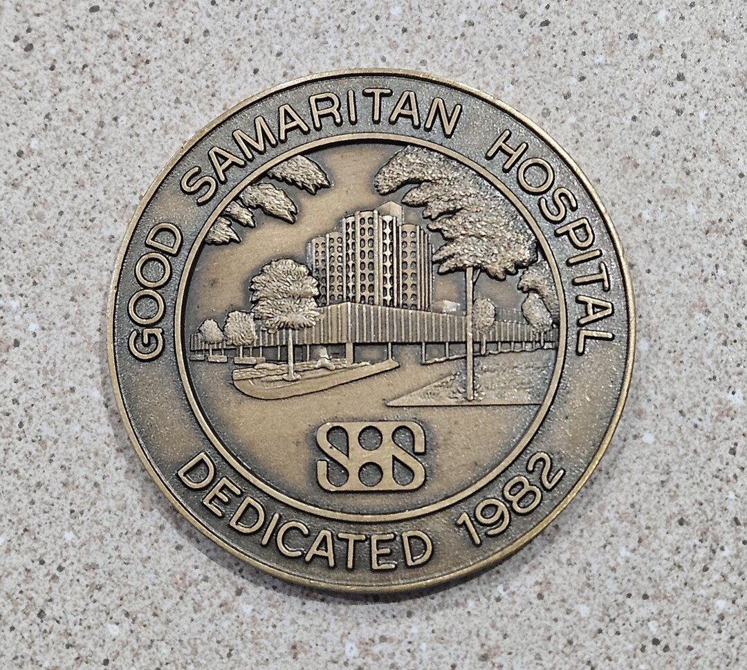 Vintage 1982 Good Samaritan Hospital Portrait Dedicated 1982 Samaritan ...