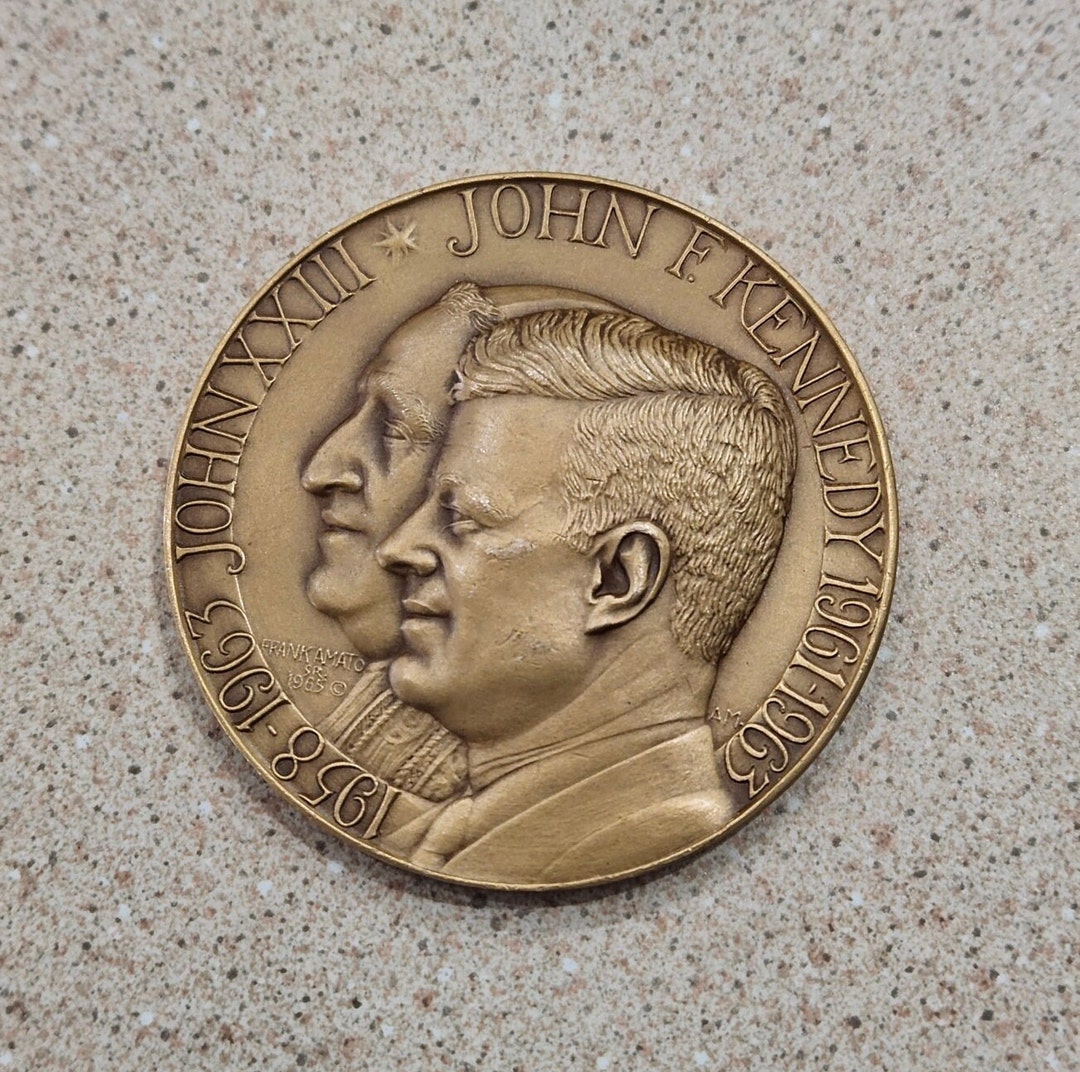 Vintage 1963 John XXIII & John F Kennedy Peace 2.5 Inch High Relief ...