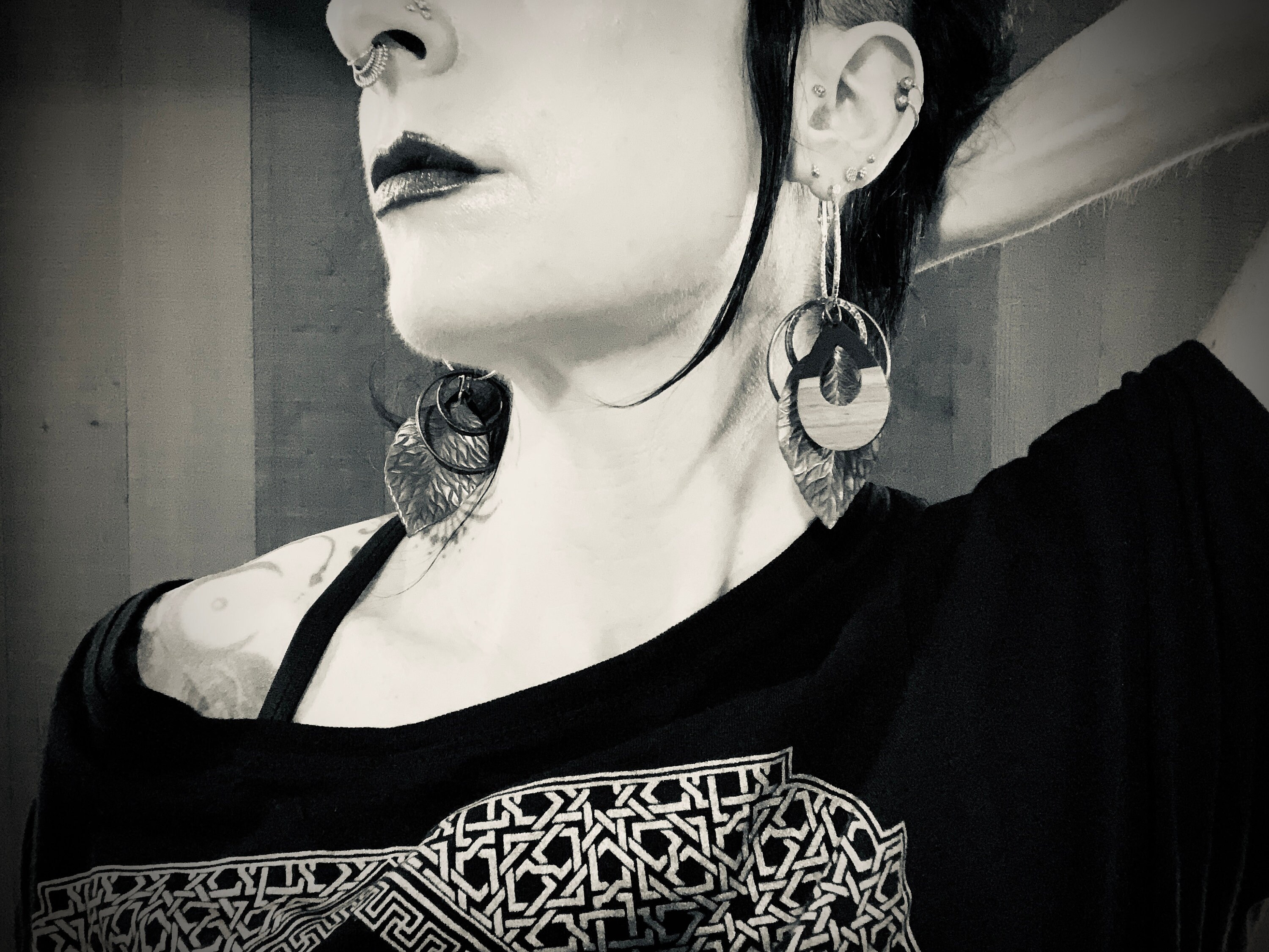 Circle of Teardrops Foliate Elemental Earrings - Etsy