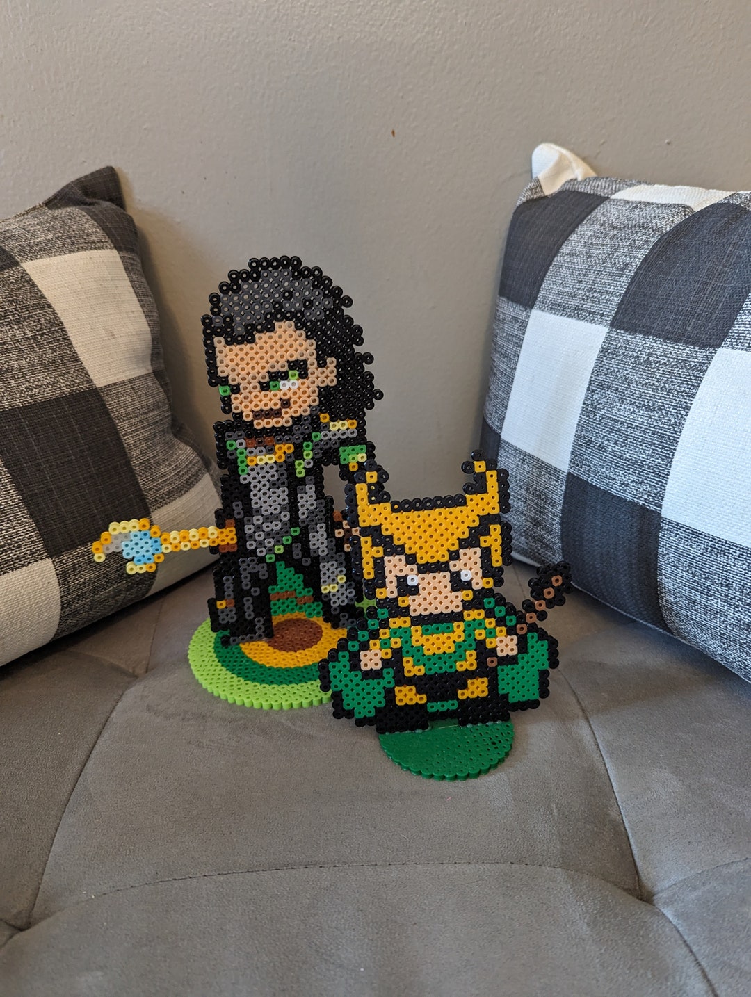 Loki Inspired Figurine - Loki Figurine/marvel Figurine/loki Pixel Art ...