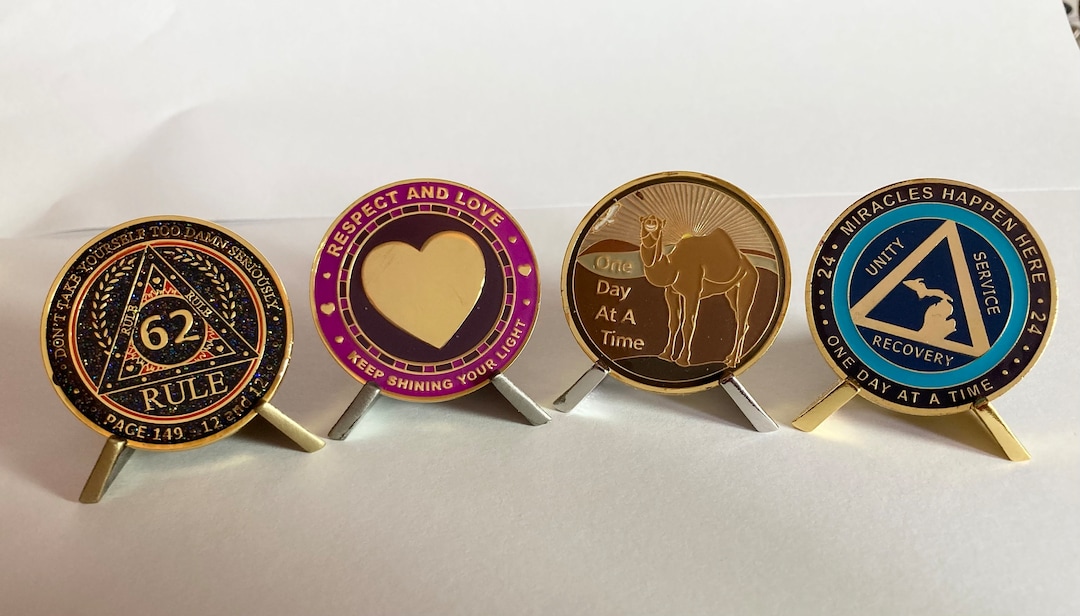 2 Token Display, Coin Display, Recovery Medallion Display, Medallion ...