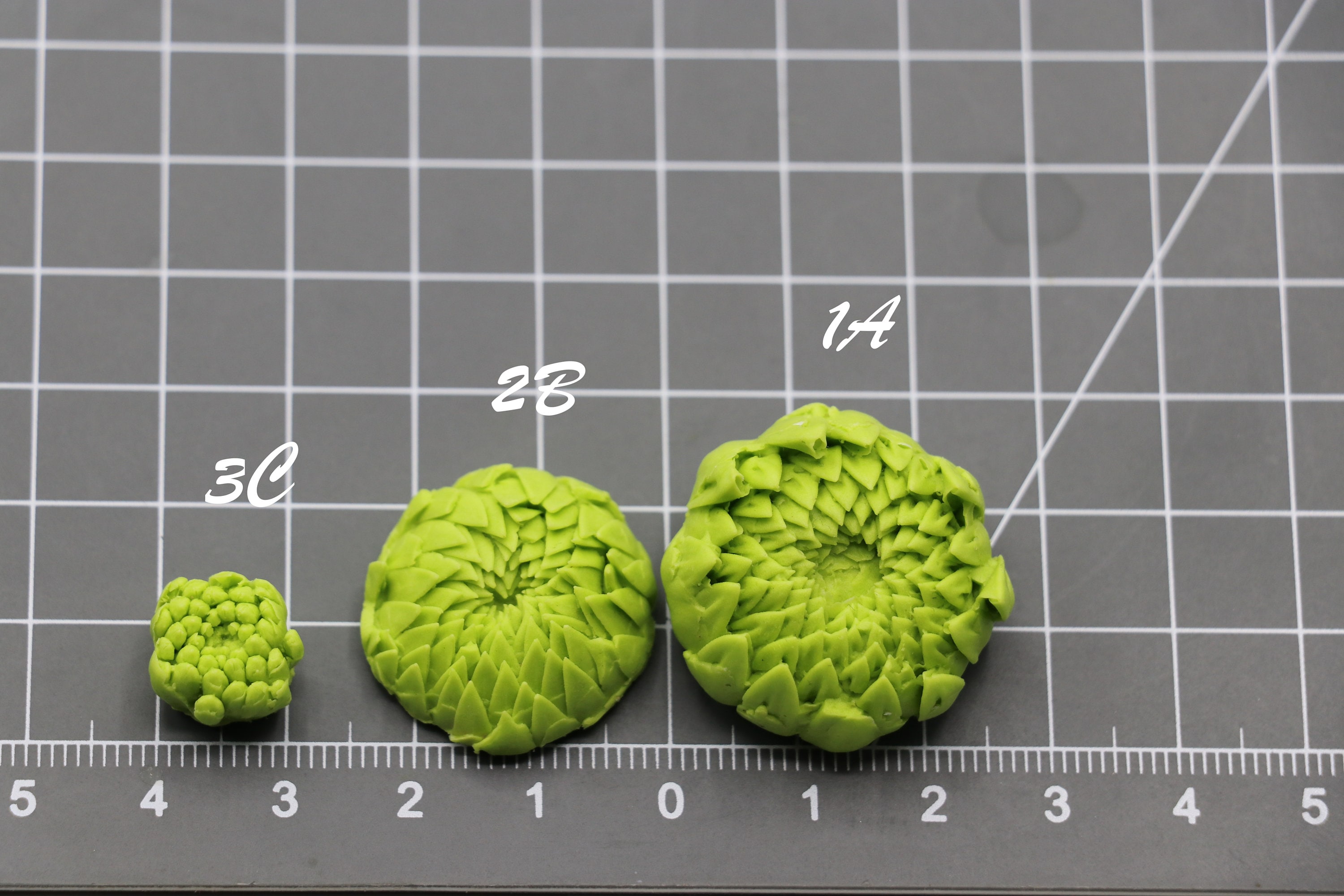 Dahlia Center - Etsy