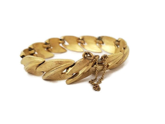 Gold Crown Trifari Bracelet Vintage Bangle Bracelets… - Gem
