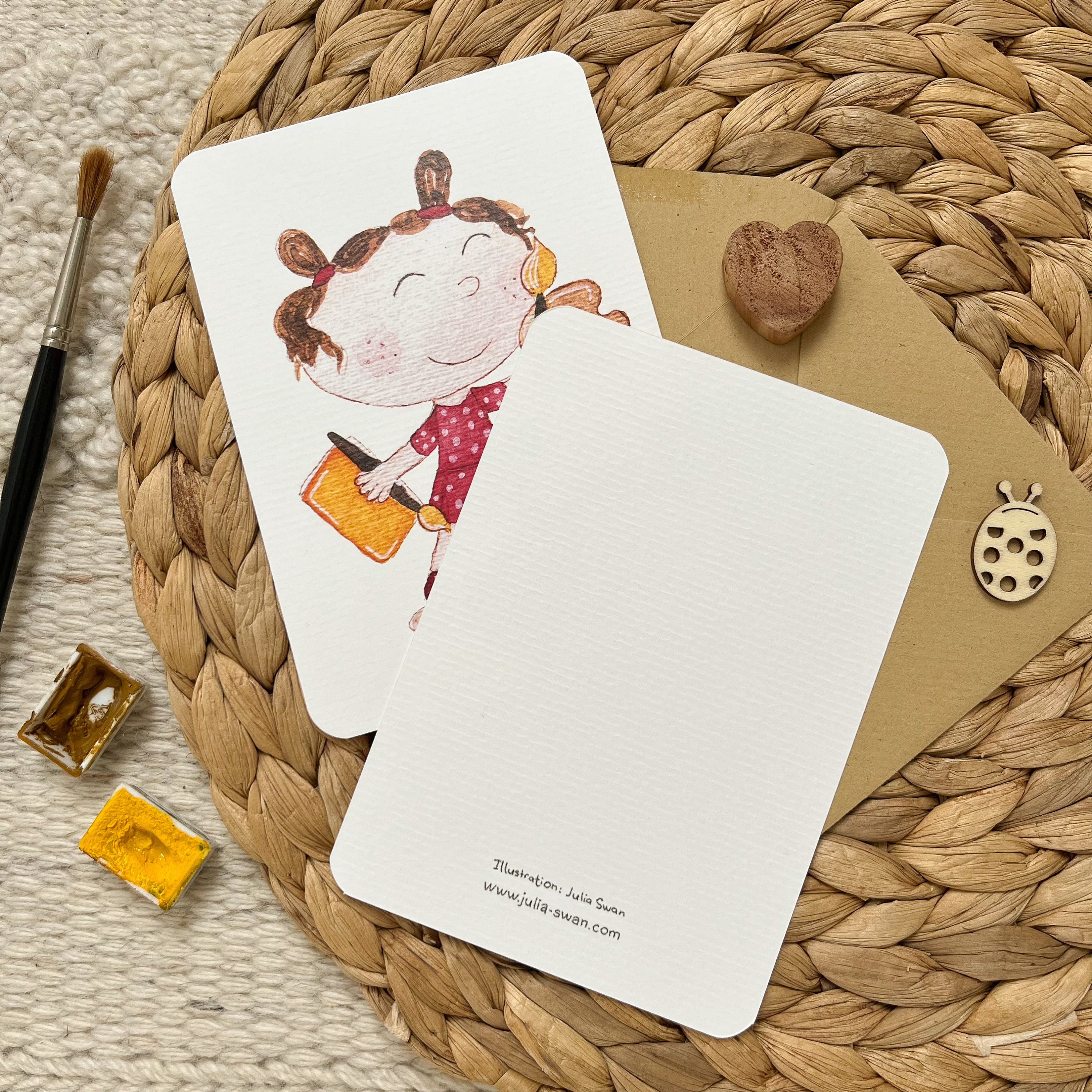 Carte postale avec une jolie fille joyeuse sautant avec des - Etsy France