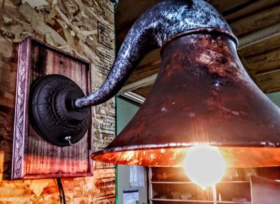 Custom Built Vintage Radio Speaker Light - Etsy