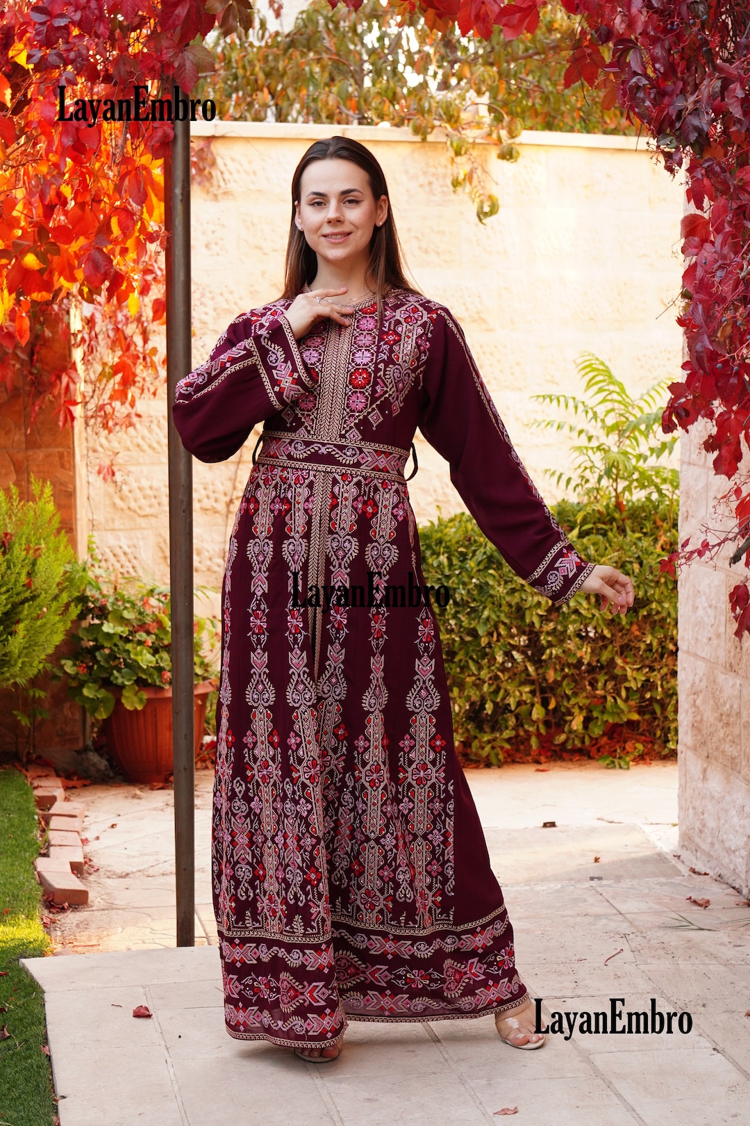 Palestinian Embroidered Thawb Dress. مطرزات شرقية عربية ثوب فلسطيني ...