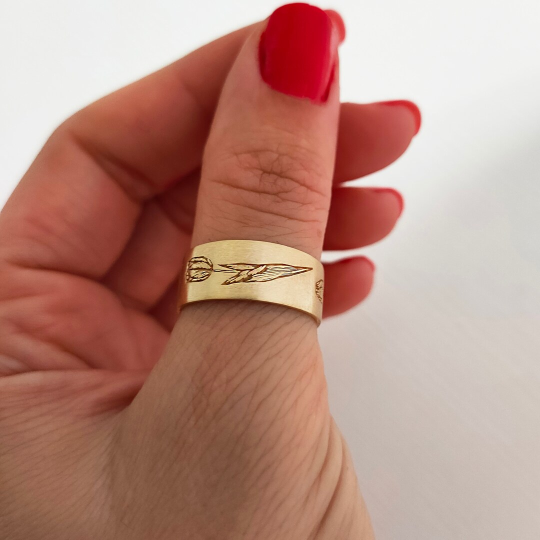 Sterling Silver Tulip Band Ring: Engraved Flower Signet - Etsy