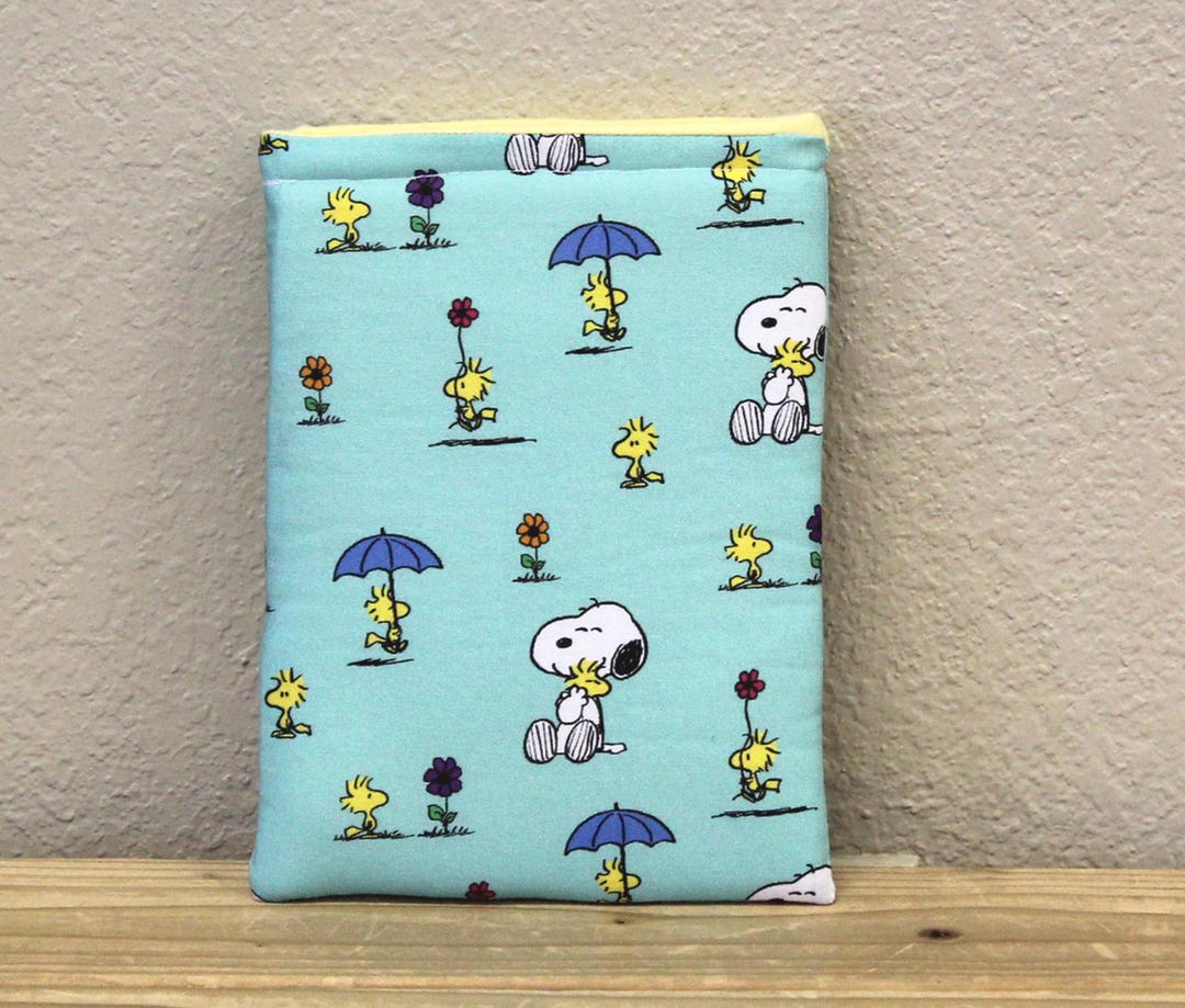 Snoopy/peanuts/padded Book Sleeve/kindle/bookish Gift/reading Gift/book ...