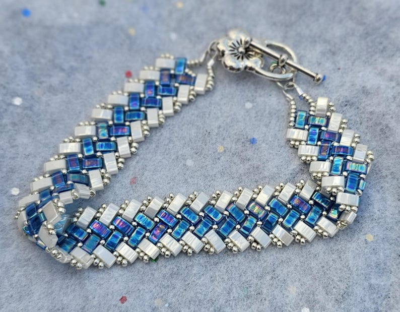 Blue and White Herringbone Pattern Bracelet - Etsy