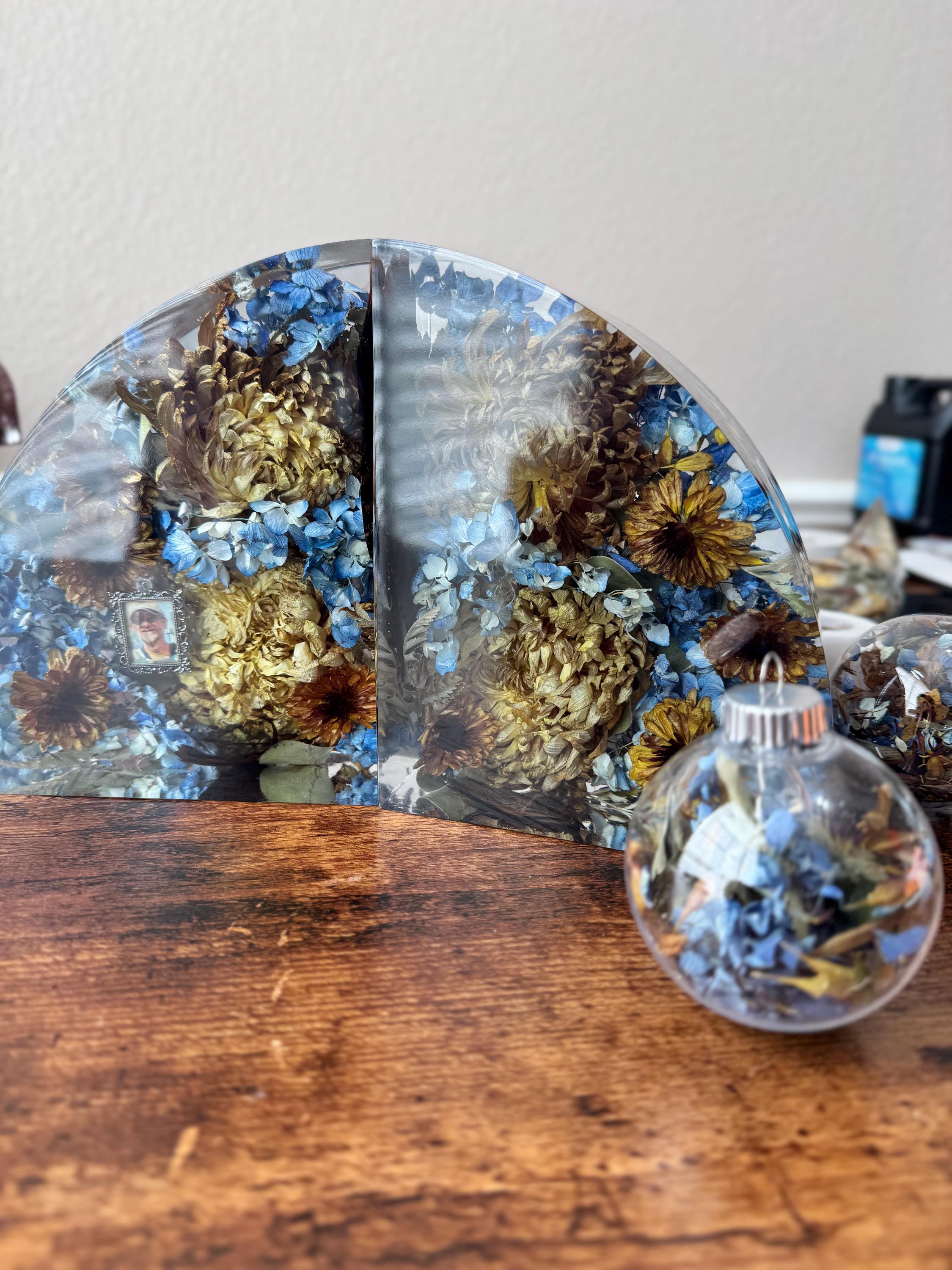 Preserved Wedding Bouquet Resin Bookends, Floral Home Decor (7x5