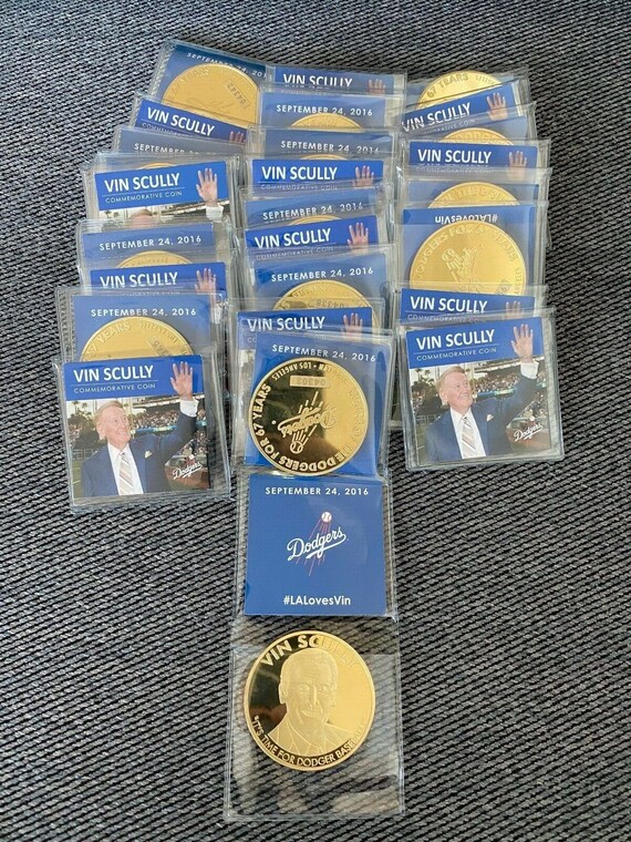 Vin Scully Memorial Patch 2016 Commemorative COIN Fan Appreciation ...
