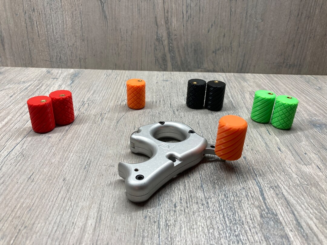 Nock on Silverback Custom Thumb Button Made by Outdoor Assassin - Etsy