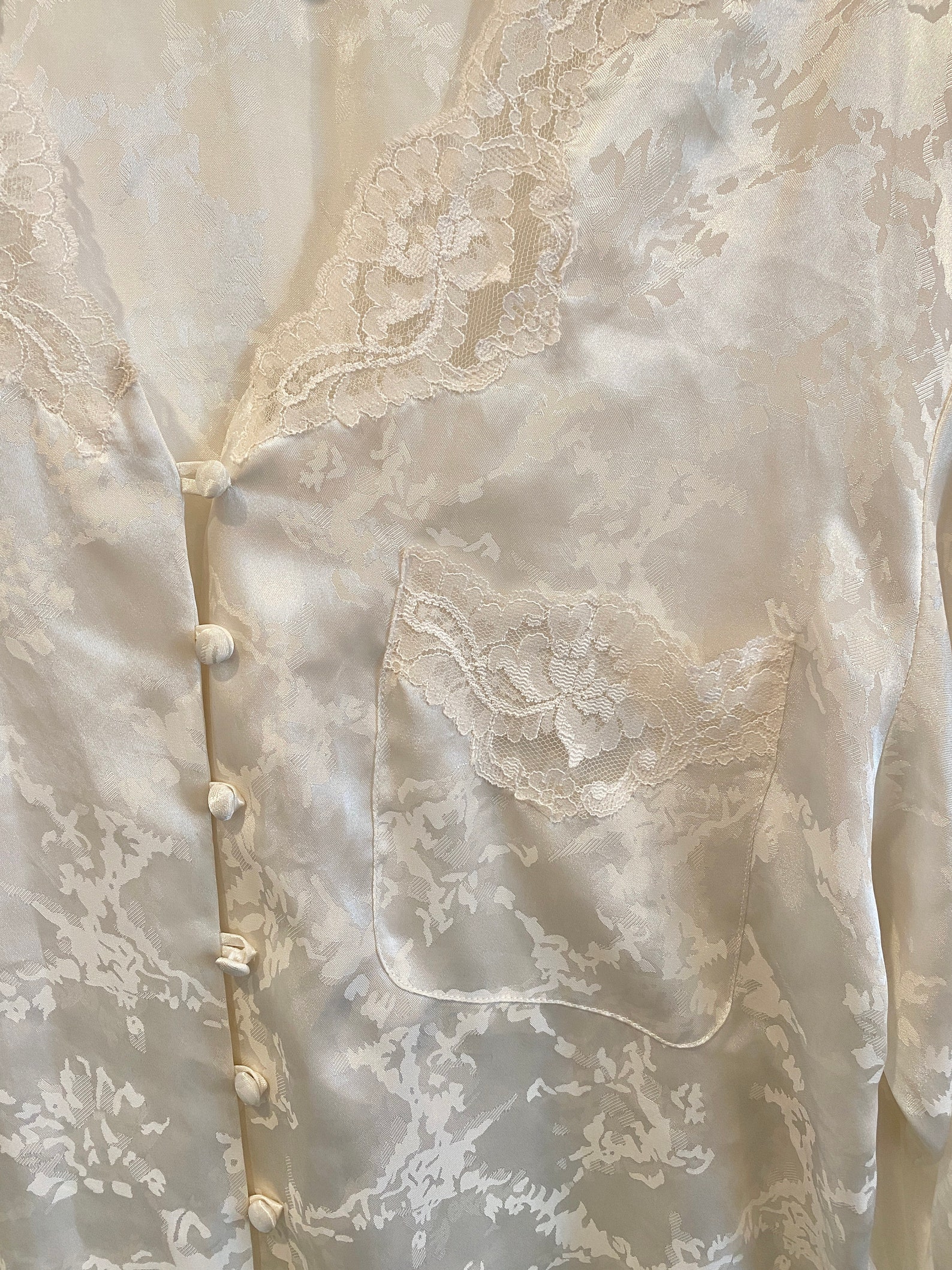 Vintage Pajama Shirt Dress In White Silk Material And Lace Vintage