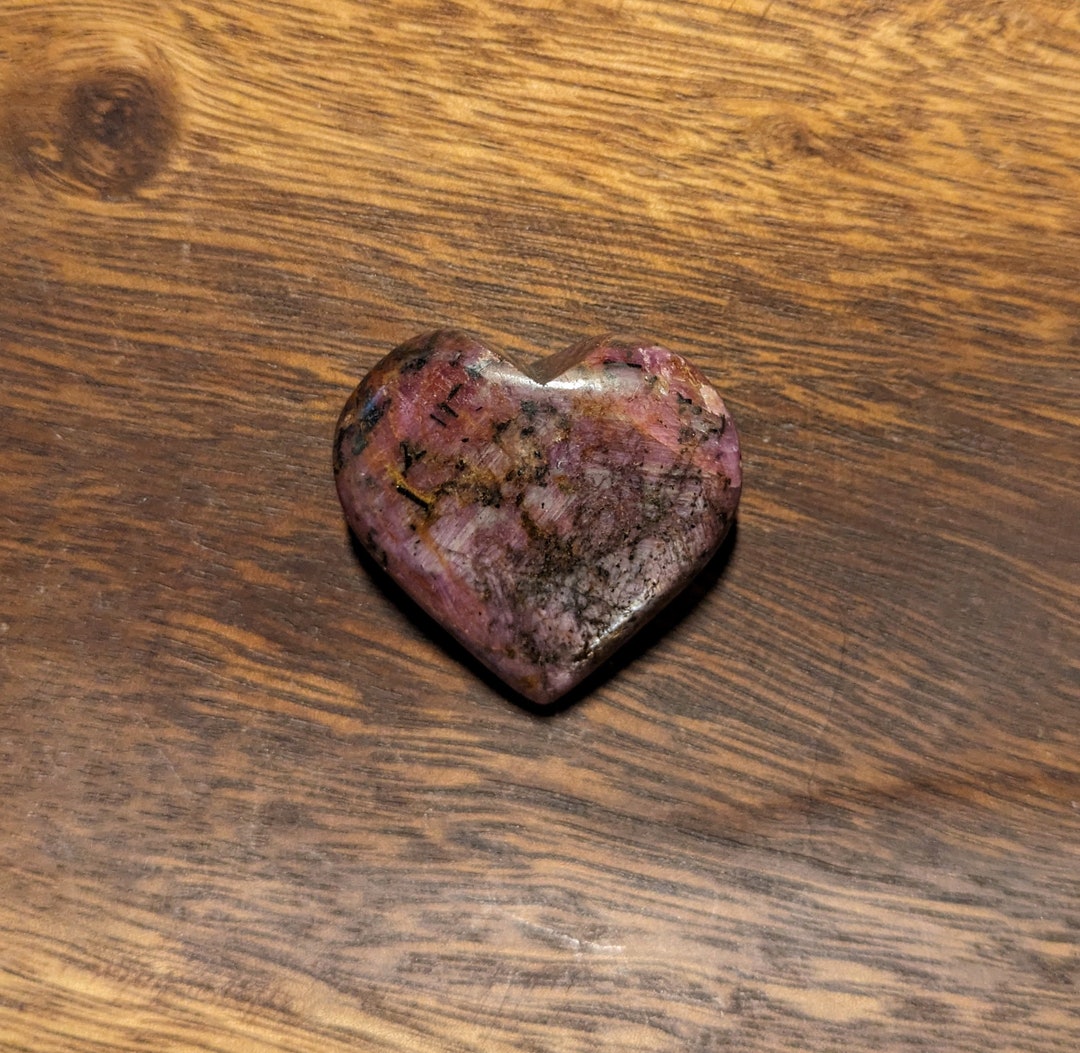 Star Ruby Heart Carving - Etsy