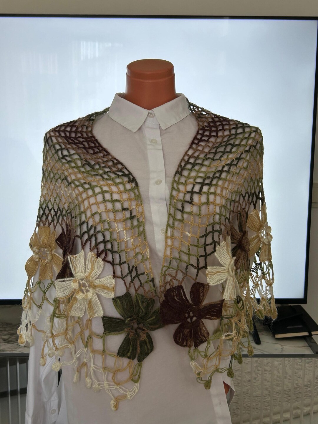 Boho Crochet Flower Shawl | Handmade Floral Wrap | Vintage Lace Scarf ...