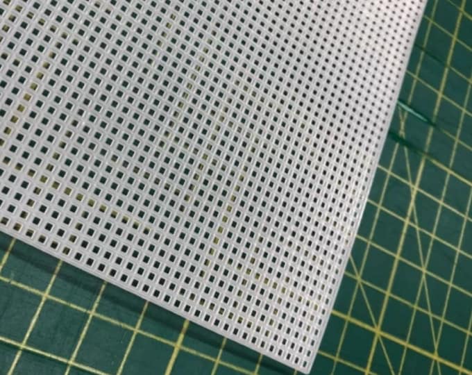 11 Count Plastic Canvas Grid, Ideal Plastic Mesh for Embroidery ...