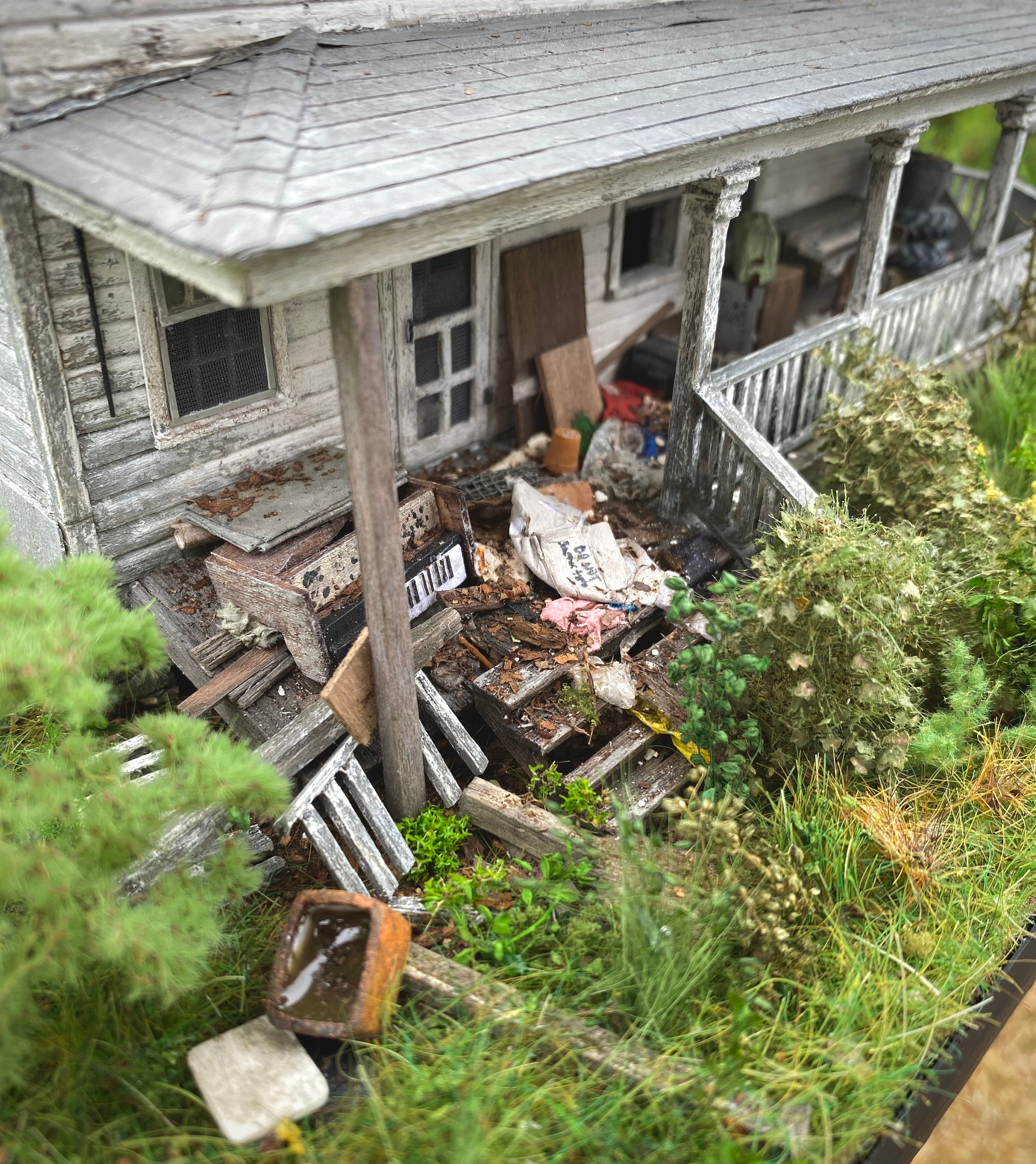 Hyper Realistic Abandoned House Diorama - Etsy