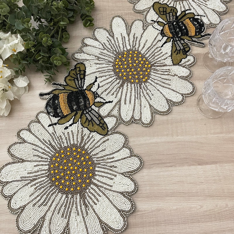 Bee Table Runner - Etsy