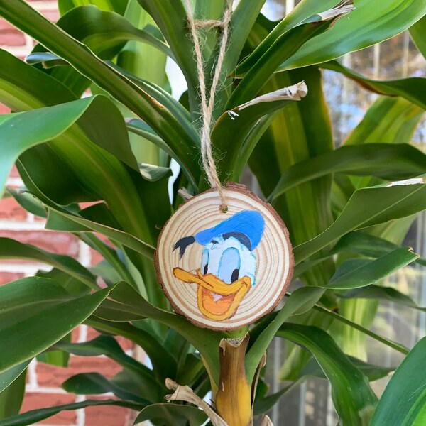 Donald Duck Svg - Etsy