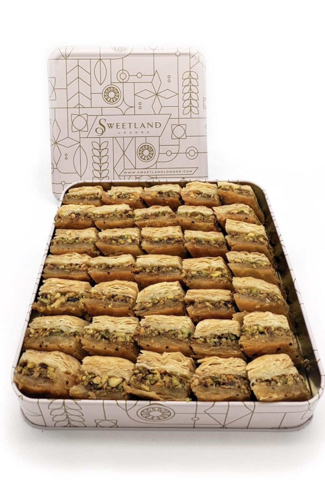 Diamond Pistachio Baklava Tin Box Handmade Traditional Lebanese Baklava ...