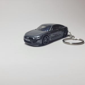 Custom Made Audi RS5 Keychain - Etsy