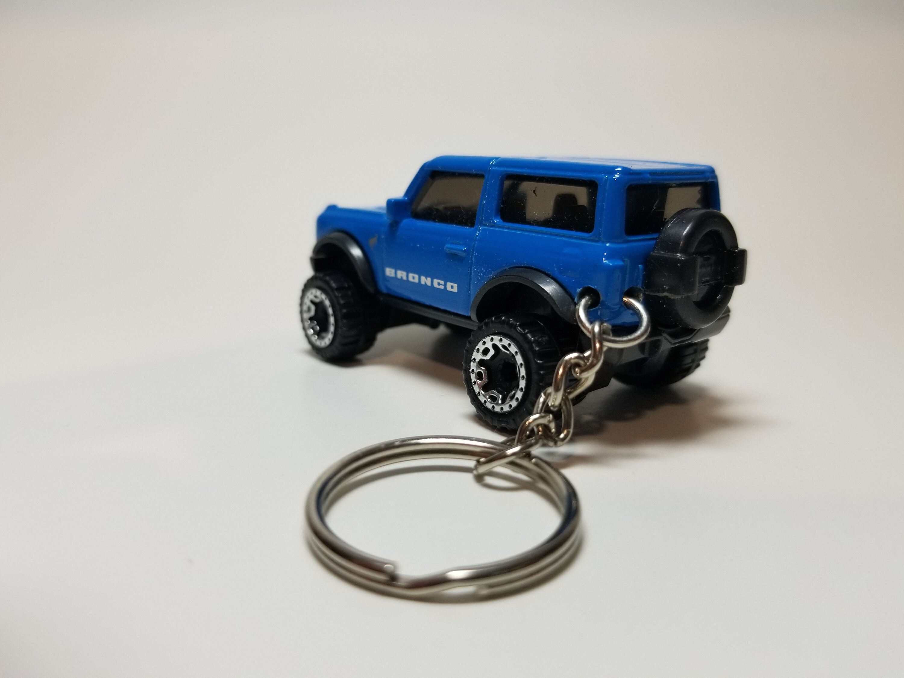 Custom Made Blue 2021 Ford Bronco Diecast Toy Keychain Ornament - Etsy