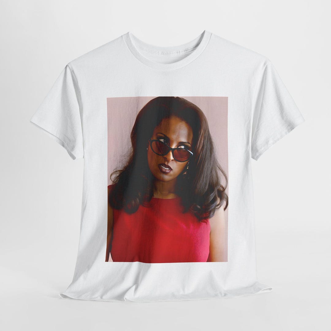 Pam Grier Jackie Brown T-shirt, Blaxploitation Film Lover Gift, Movie ...