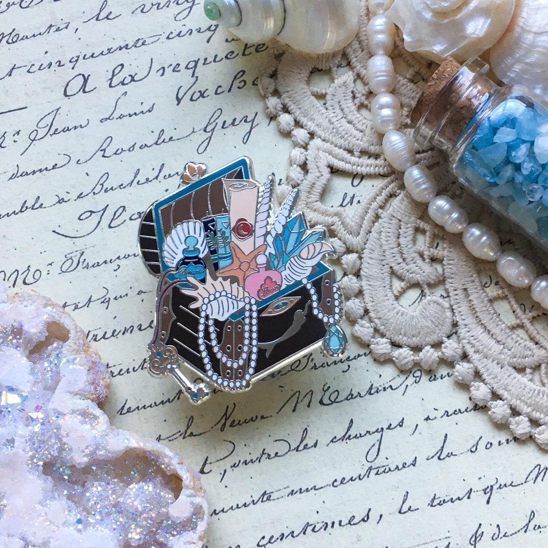 PEARL’S TREASURE CHEST Enamel Pin L Hard Enamel Silver L Sea Witch ...