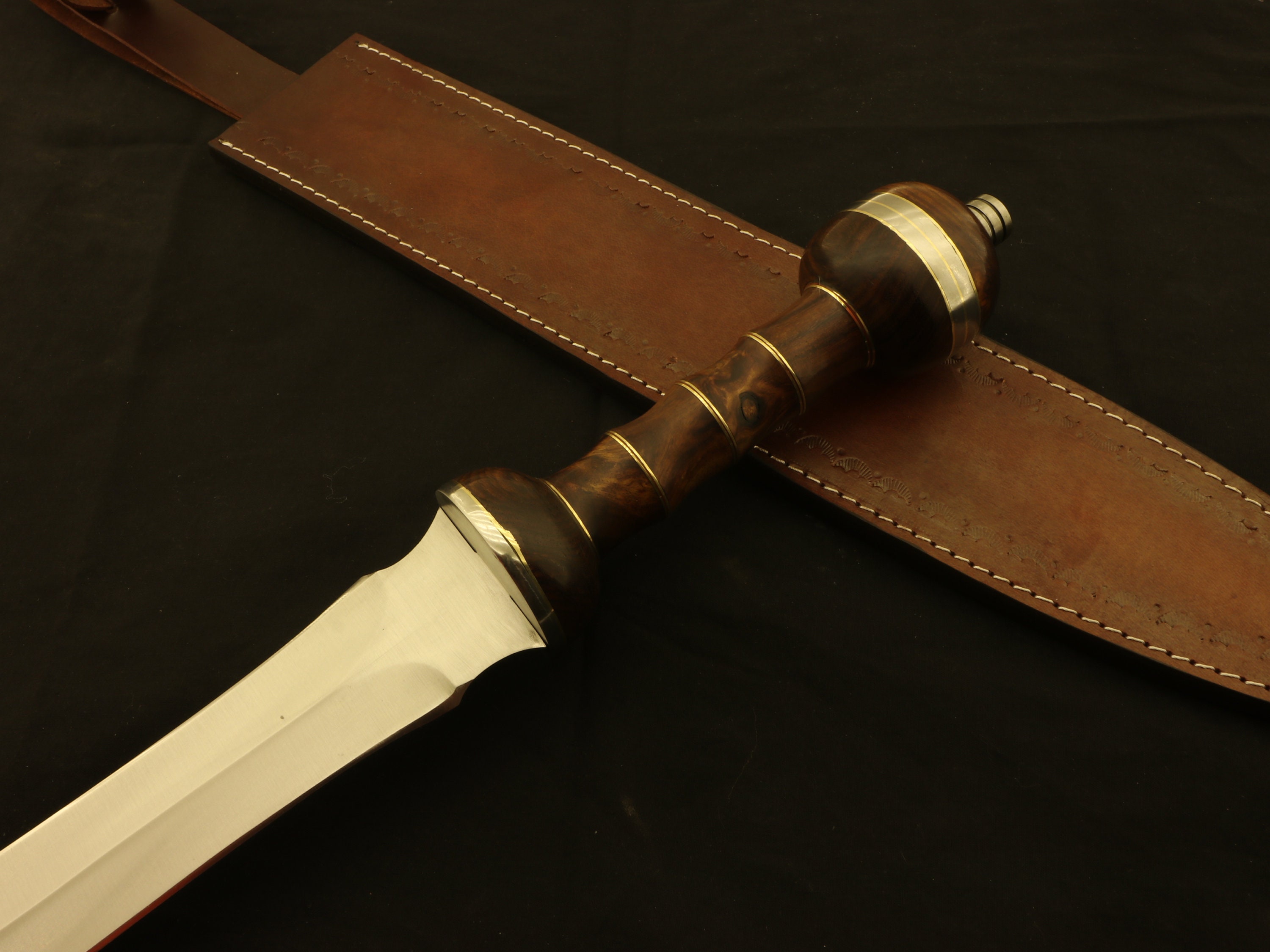 Roman Gladius Historical Custom Handmade D2 Steel Blade - Etsy