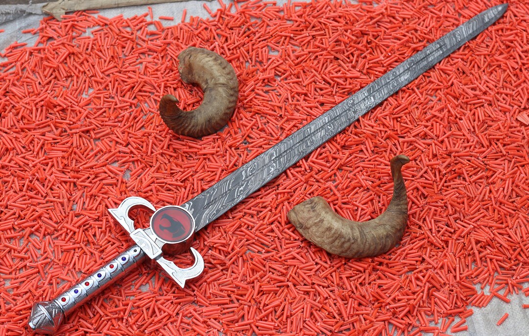 Handmade Damascus Steel Thunder Cats Sword: Leather Sheath Replica - Etsy