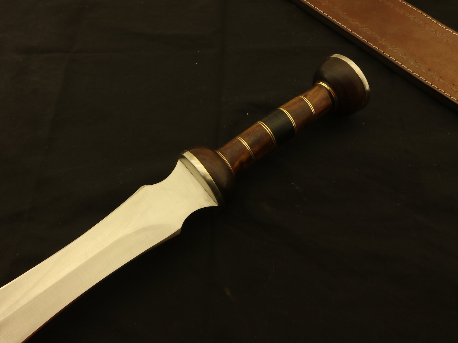 Roman Gladius Historical Custom Handmade Stainless Steel Blade, Warrior ...