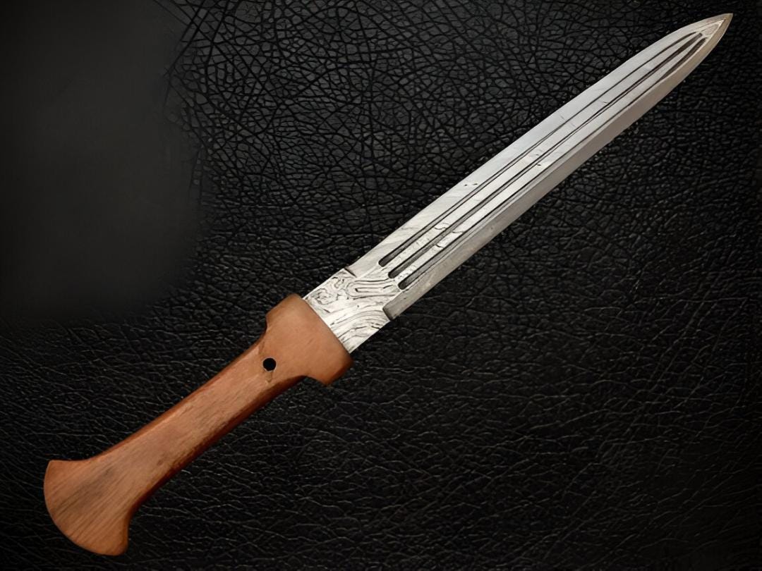 Handmade Damascus Steel Short Sword With Leather Scabbard - Etsy