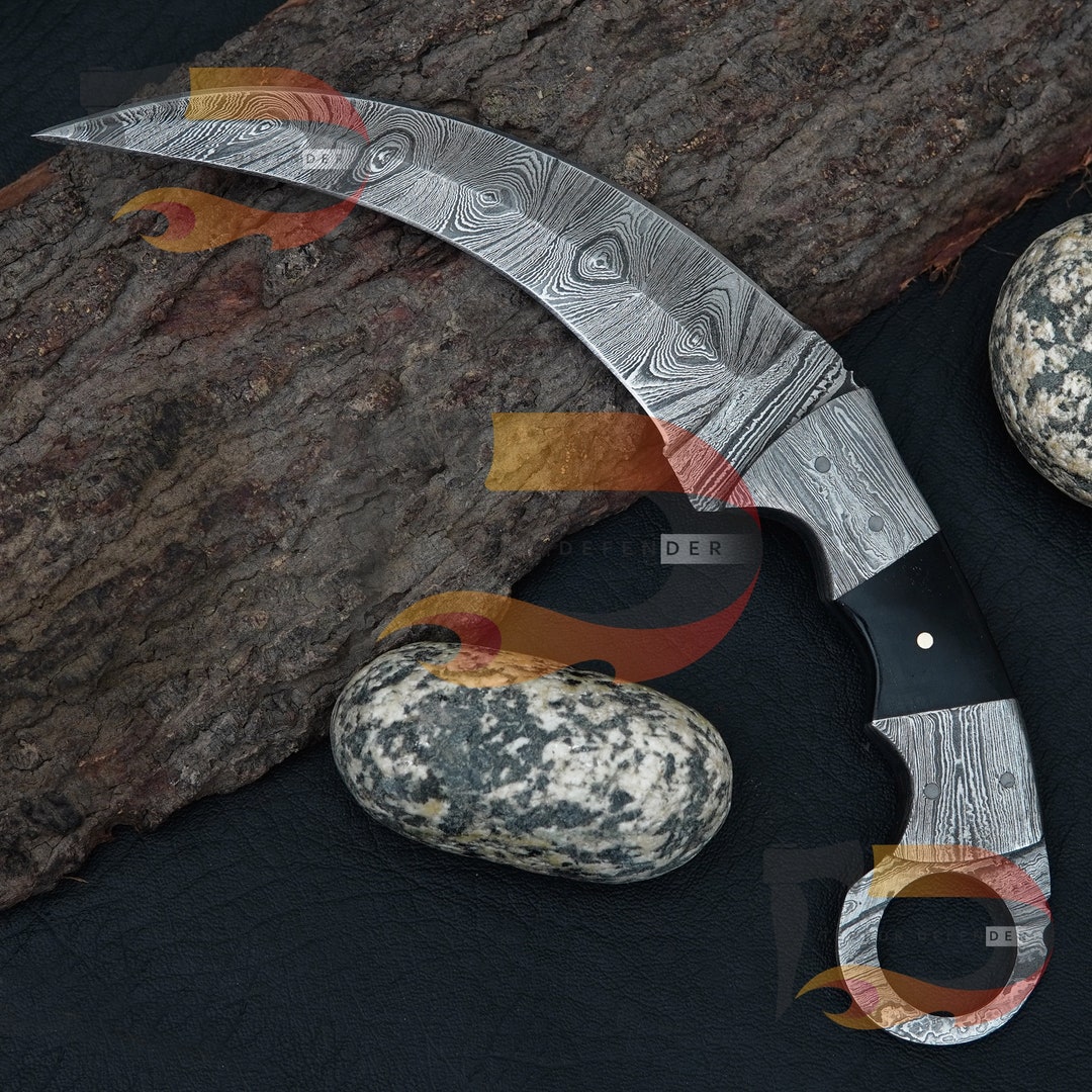 Handmade Damascus Karambit Knife: Buffalo Horn Handle, Leather Sheath ...
