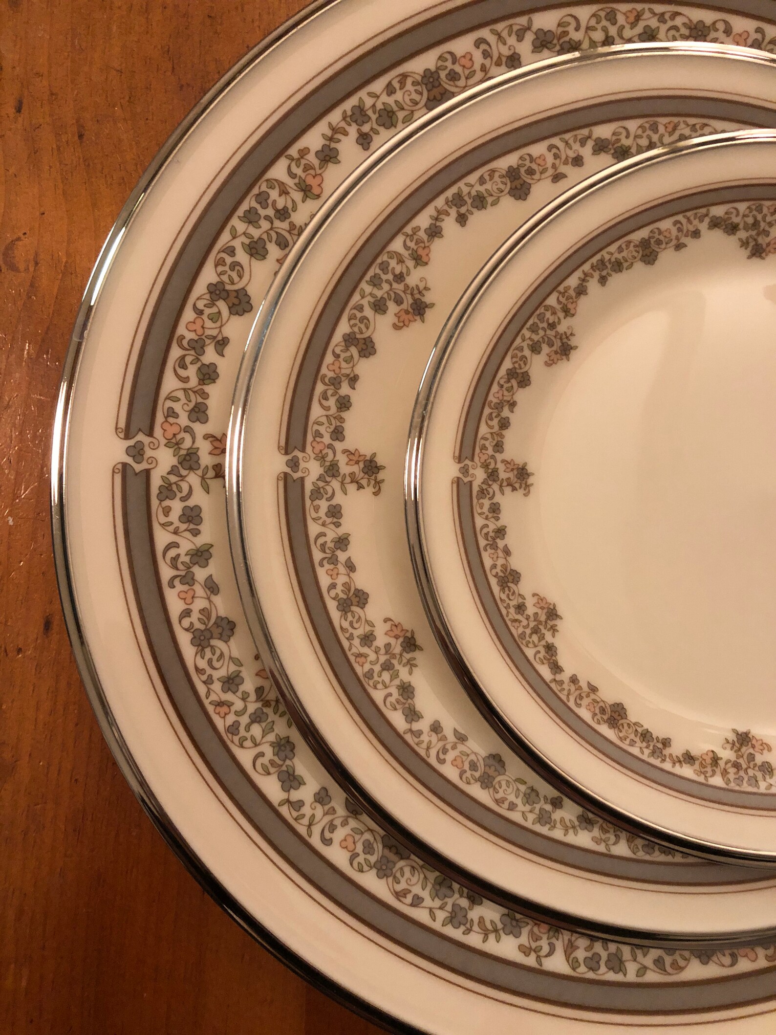 Lenox lace Point Fine China 5 Piece Place Setting - Etsy UK