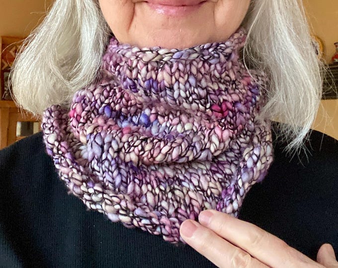 Hand Knit Merino Wool Cowl: Soft Tapered Pullover Scarf - Etsy