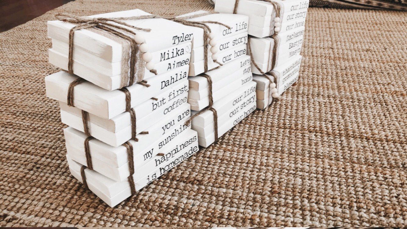 Custom Names/ Family Names Book Stack/personalized Stacked - Etsy