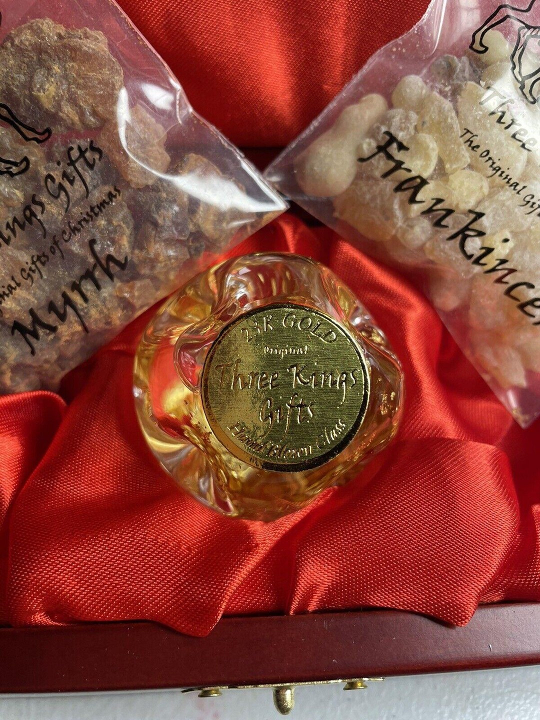 Three Kings the Original Gifts of Christmas Gold, Frankincense & Myrrh ...