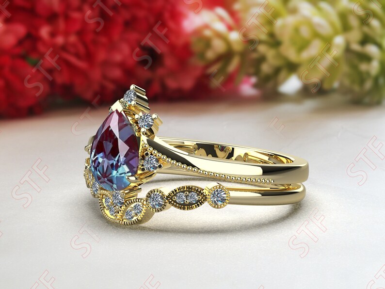 Lab Created Alexandrite Engagement Ring 14K Black Glod Ring Halo Ring ...