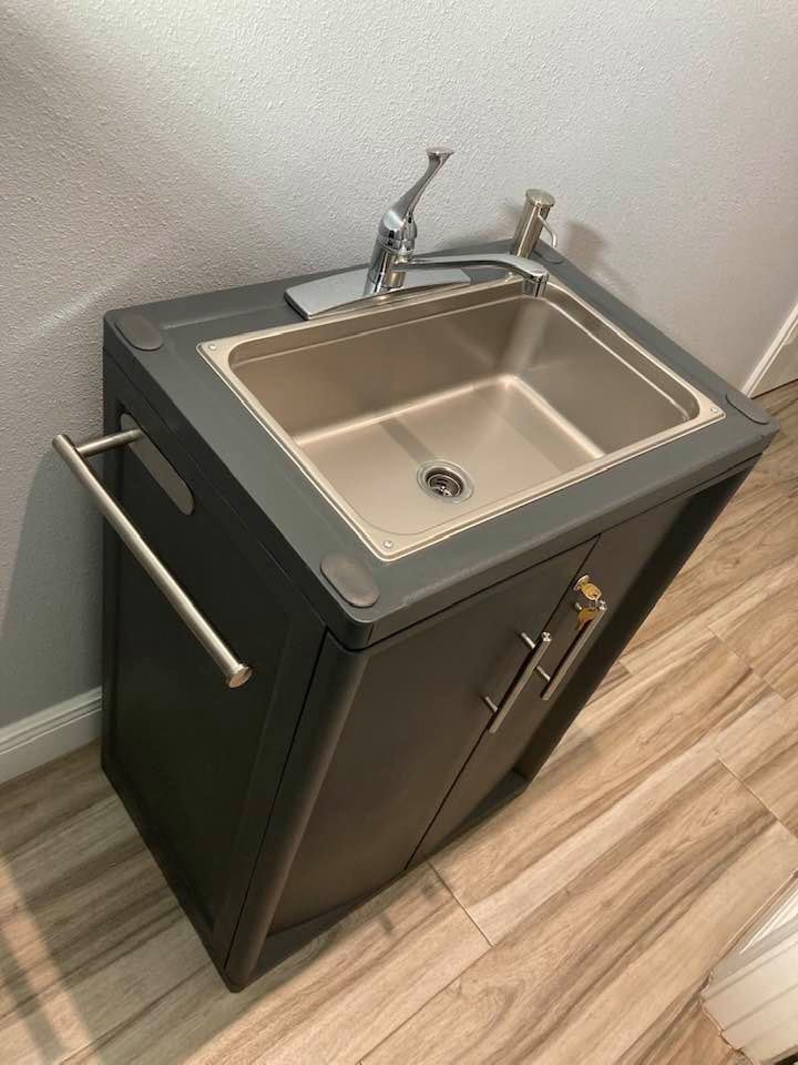 Portable Sink Hand Wash With Hot & Cold Water Self Contained. | Etsy