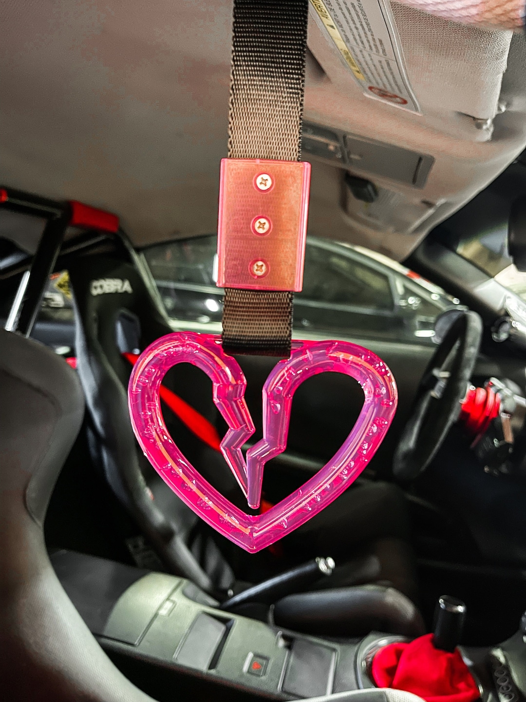 Broken Heart Tsurikawa | JDM Pull Handle Tow Hook Decoration for Drift ...
