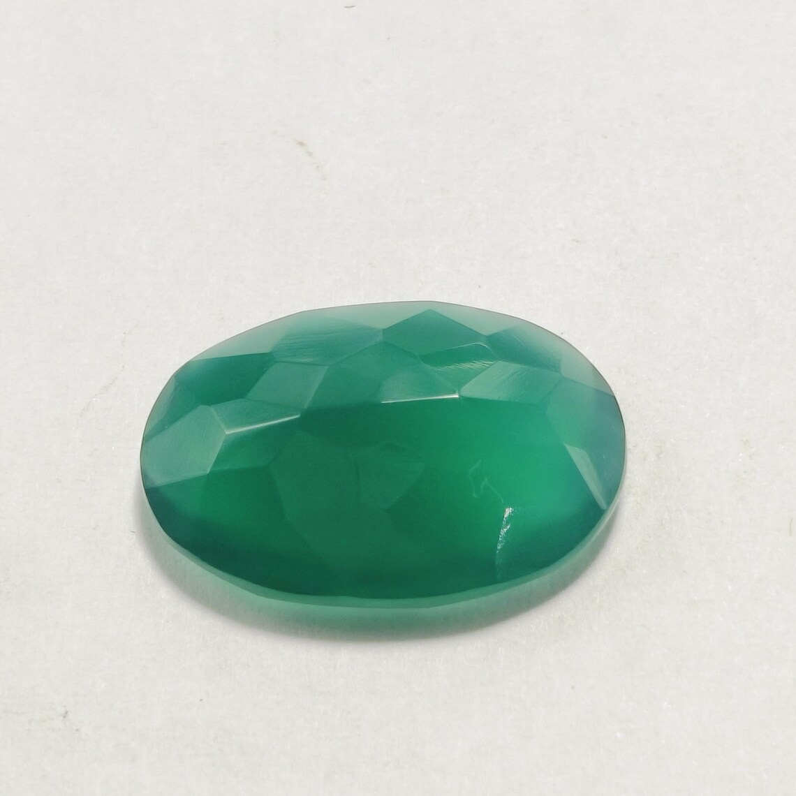 Ónix verde facetado, tamaño: 16 x 23 x 7 mm, cristal verde, gema hecha ...