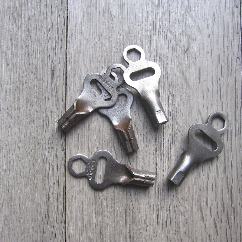 Vintage Roller Skates With a Key - Etsy