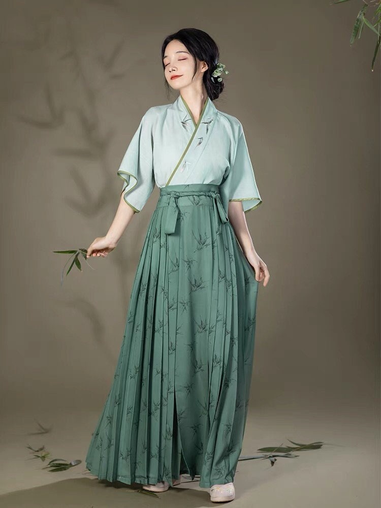 Modern Hanfu By Hanfu Story Chinese Traditional Dress Singapore | atelier-yuwa.ciao.jp