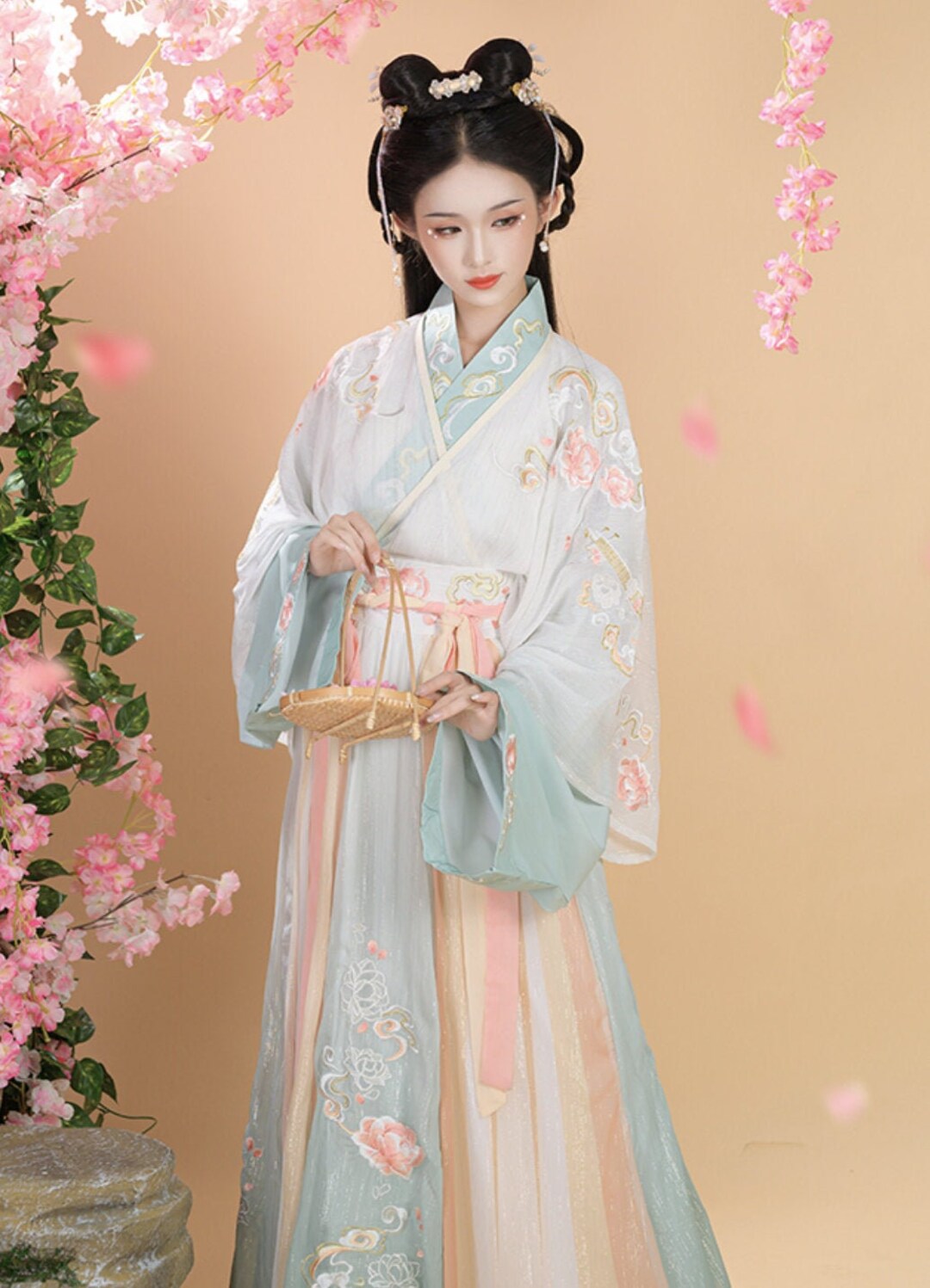 Women Hanfu by Hanfu Story Ancient Chinese Traditional Costume Song ...